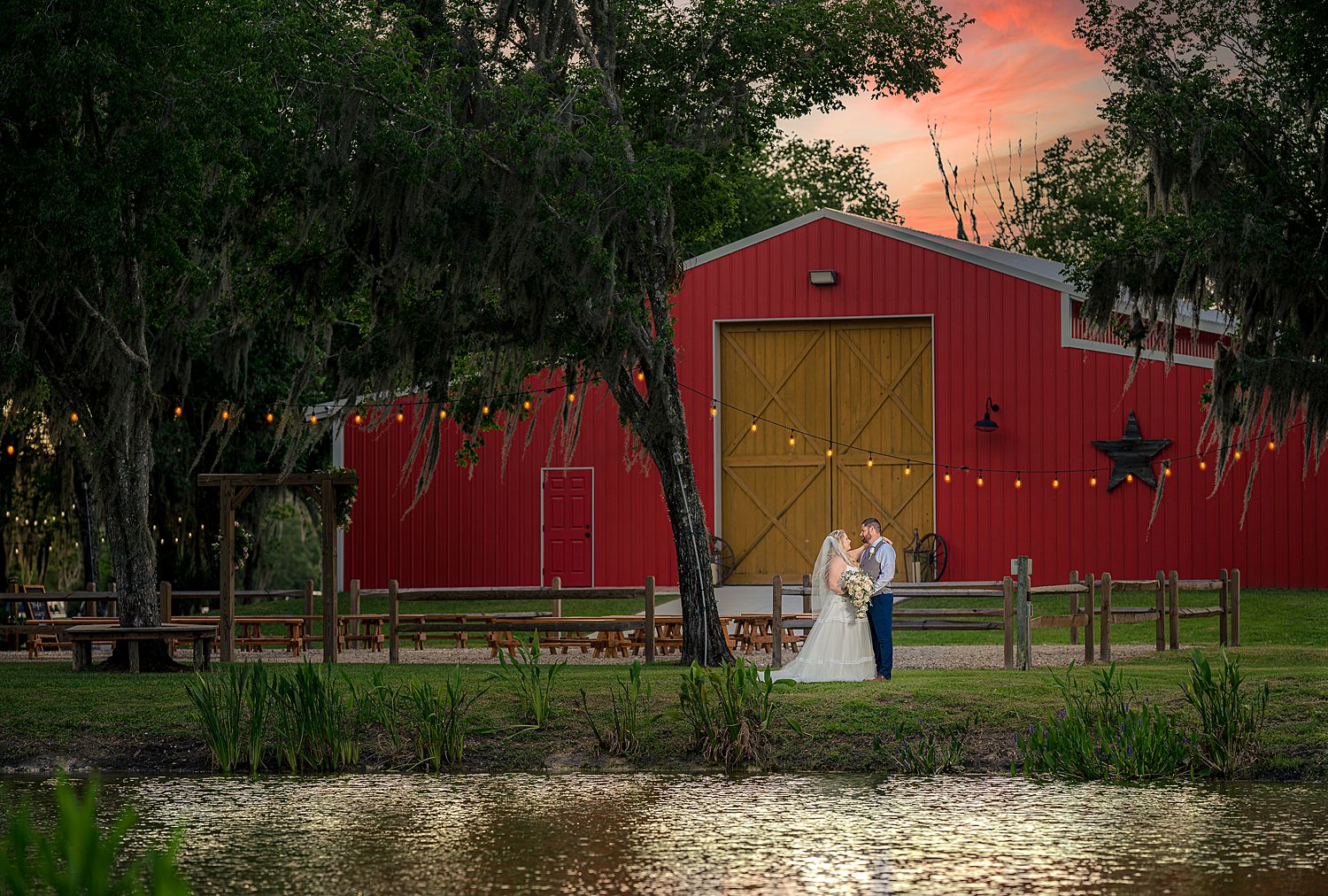 Ariel and Jason's Rustic Country Style Wedding at Hidden Acre Barn ...